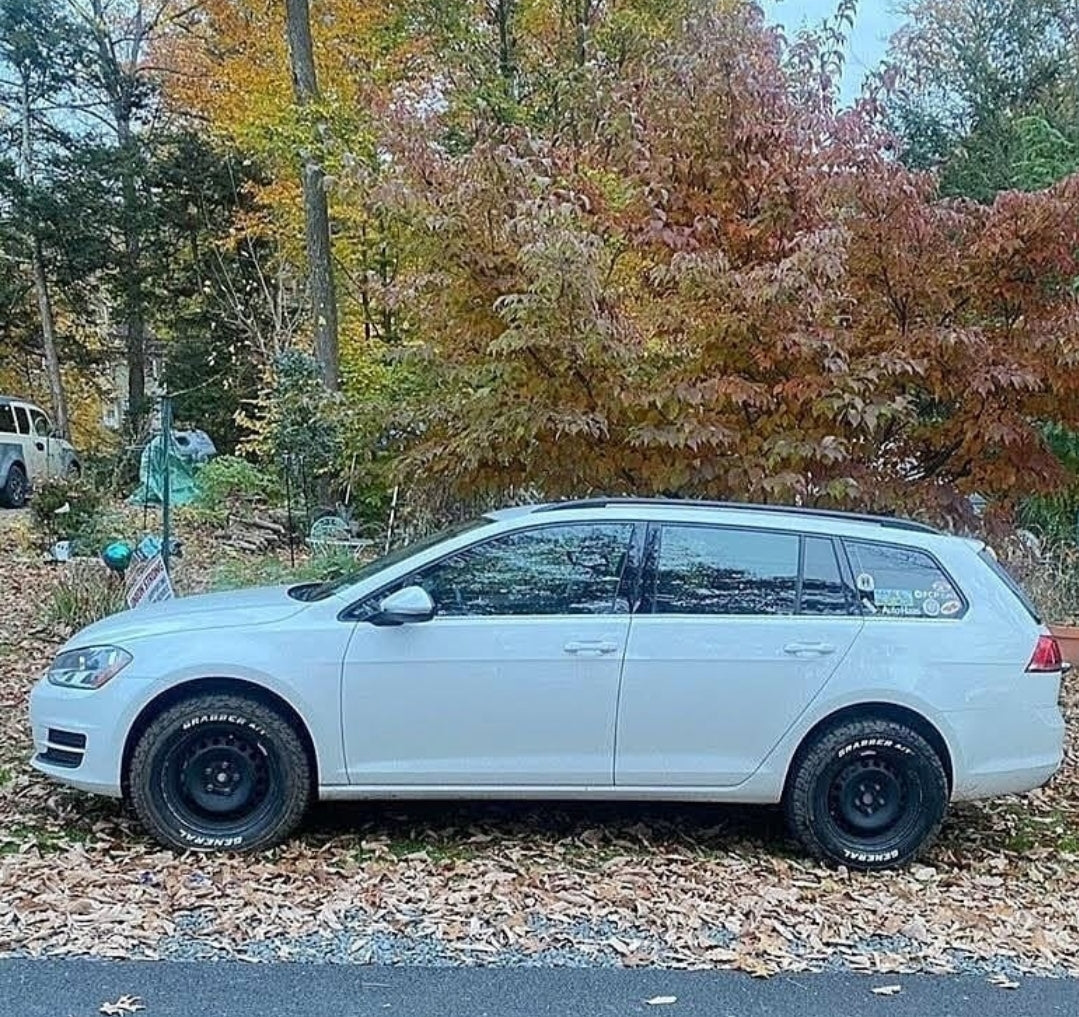 B2BFAB VW Golf | Sportwagen TDI Mk7 2015 Basic Lift Kit Package