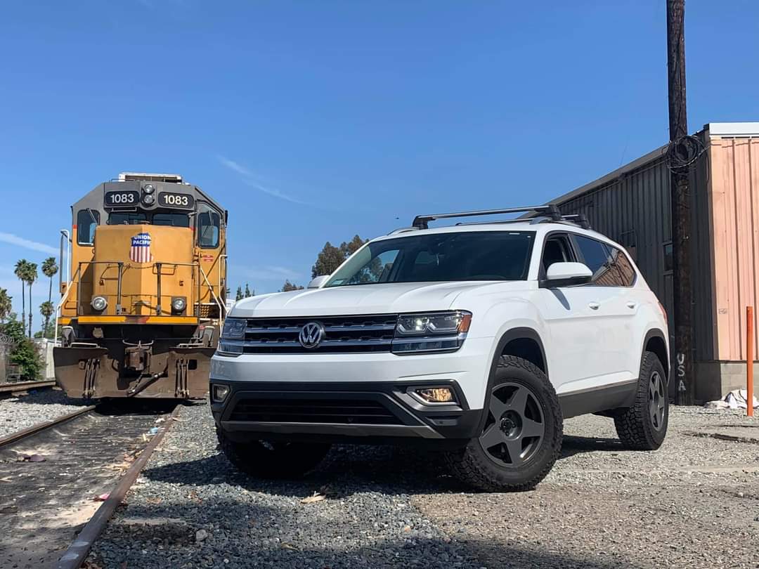 B2BFAB VW Atlas / Cross Sport Camber Correcting Lift Kit